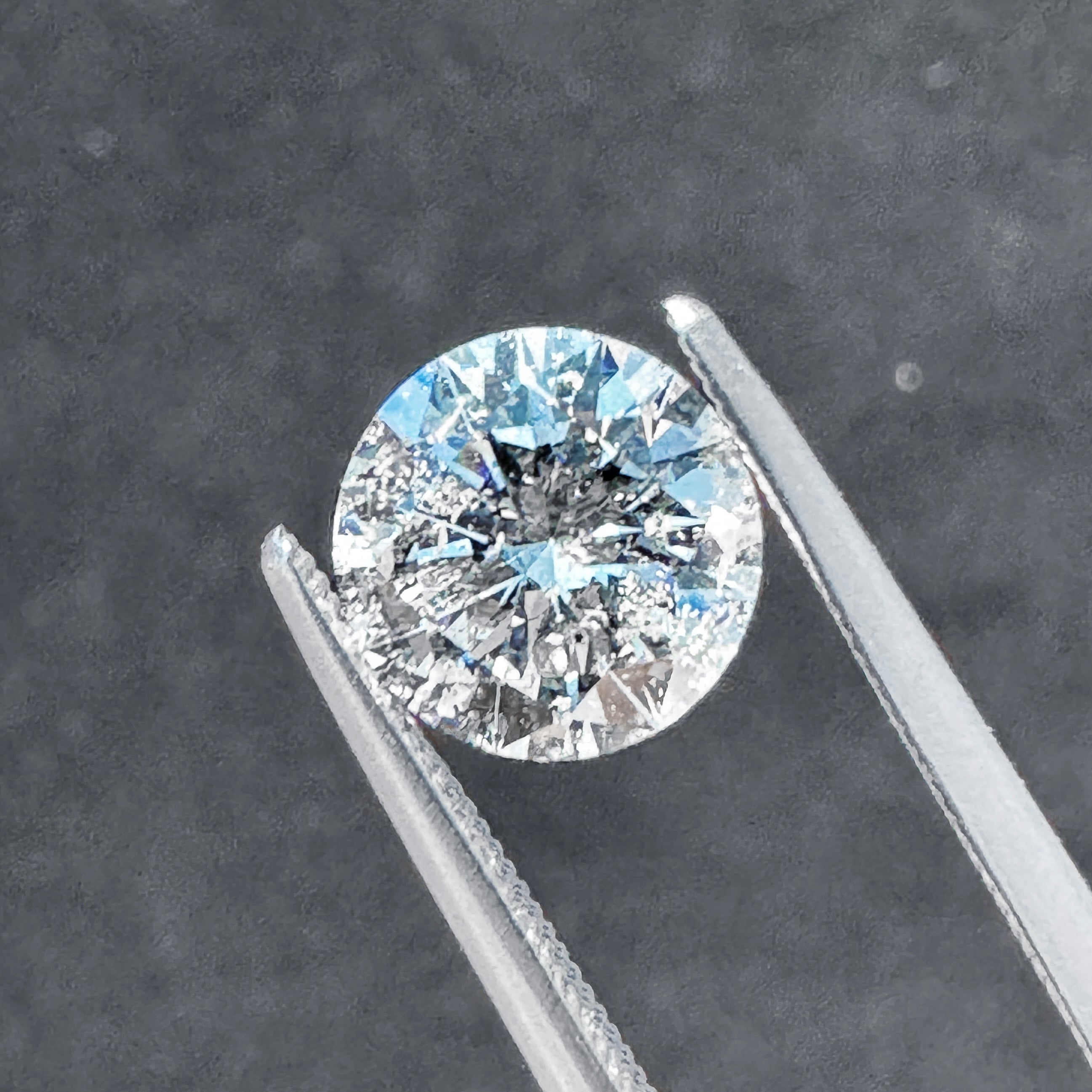 2.12 Round Brilliant Diamond – House of Diamonds Hawaii
