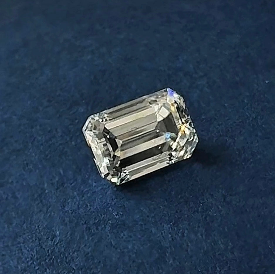 1.00 Emerald Diamond – House of Diamonds Hawaii